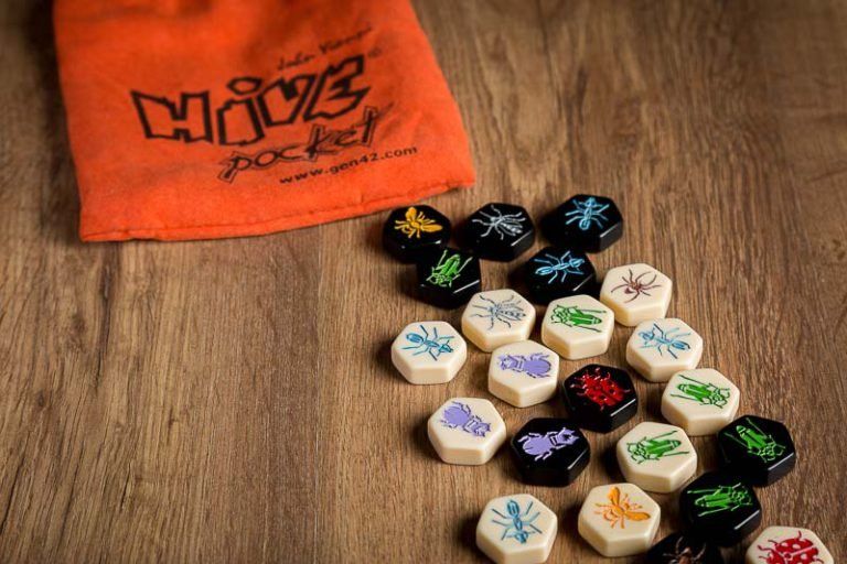 Hive pocket edition | Un juego de insectos como el ajedrez